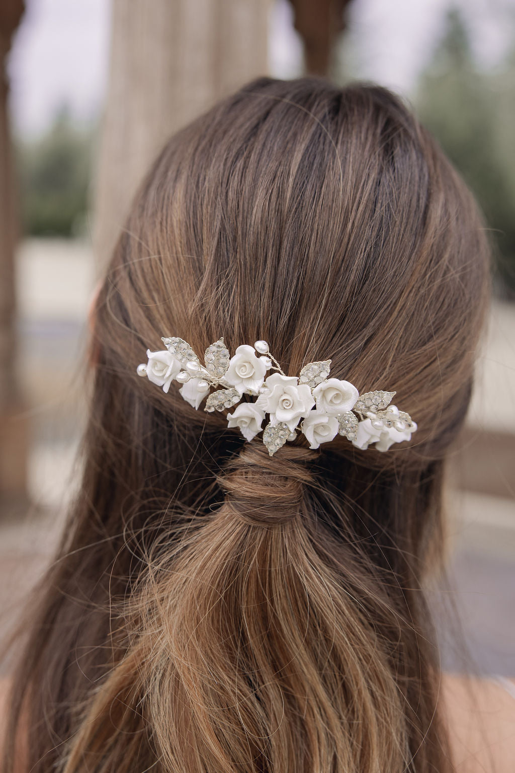 Vavara – Untamed Petals