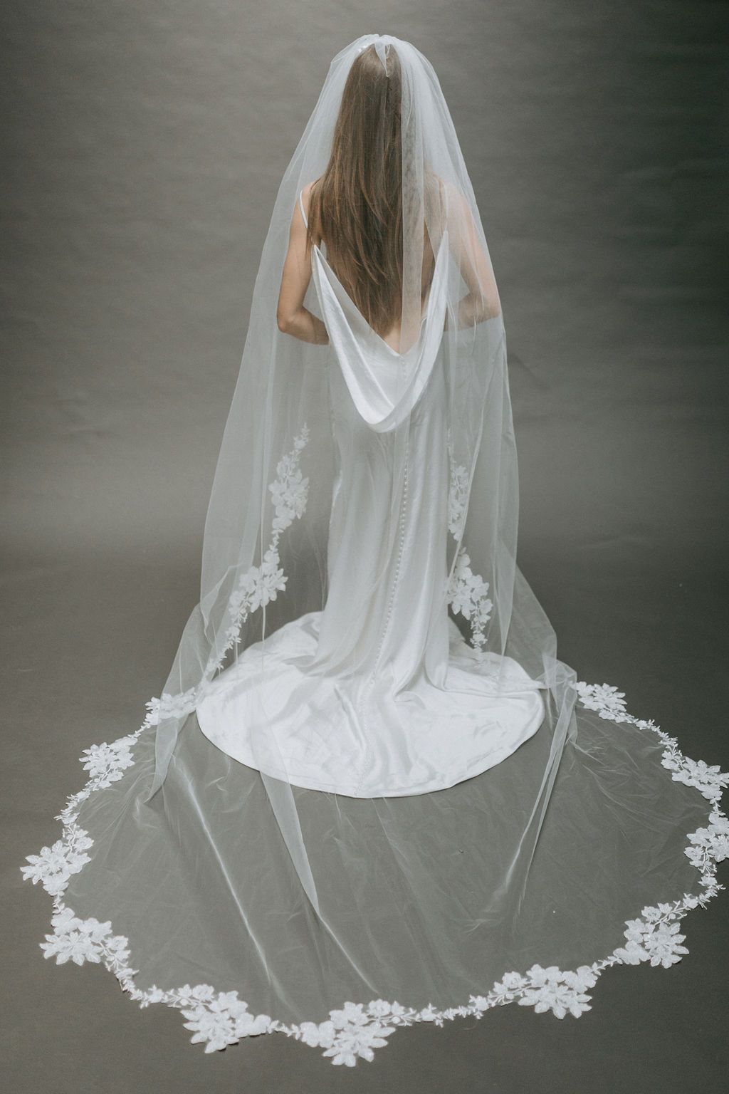 Where can i buy veil store